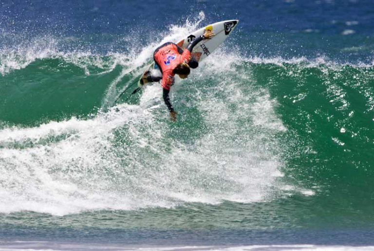 Peru Explorer: 9-Day Machu Picchu & Chicama Surf Adventure